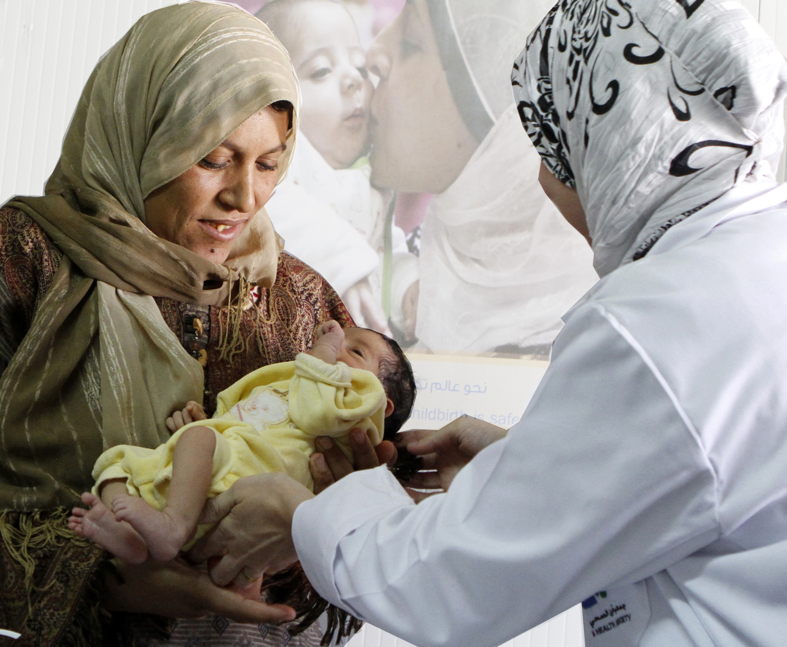 Syrian Refugee Delivers Safely in a UNFPA-Supported Clinic | UNFPA ...